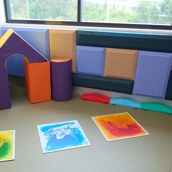 Baresque | zintra | Northcott Dapto | Zintra Emerald Box Tiles in therapy space with colourful ...